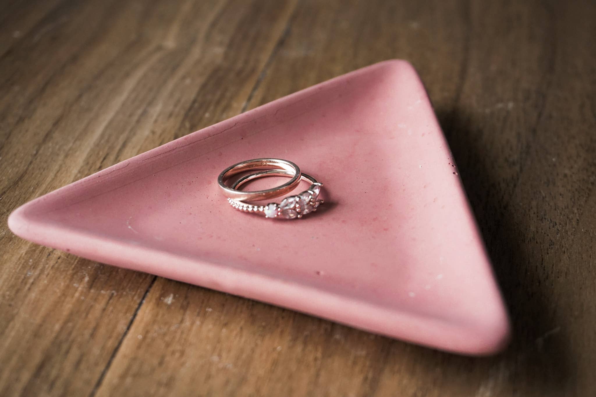 Concrete Triangle Dish - Terracotta – Trent Severn Supply Company